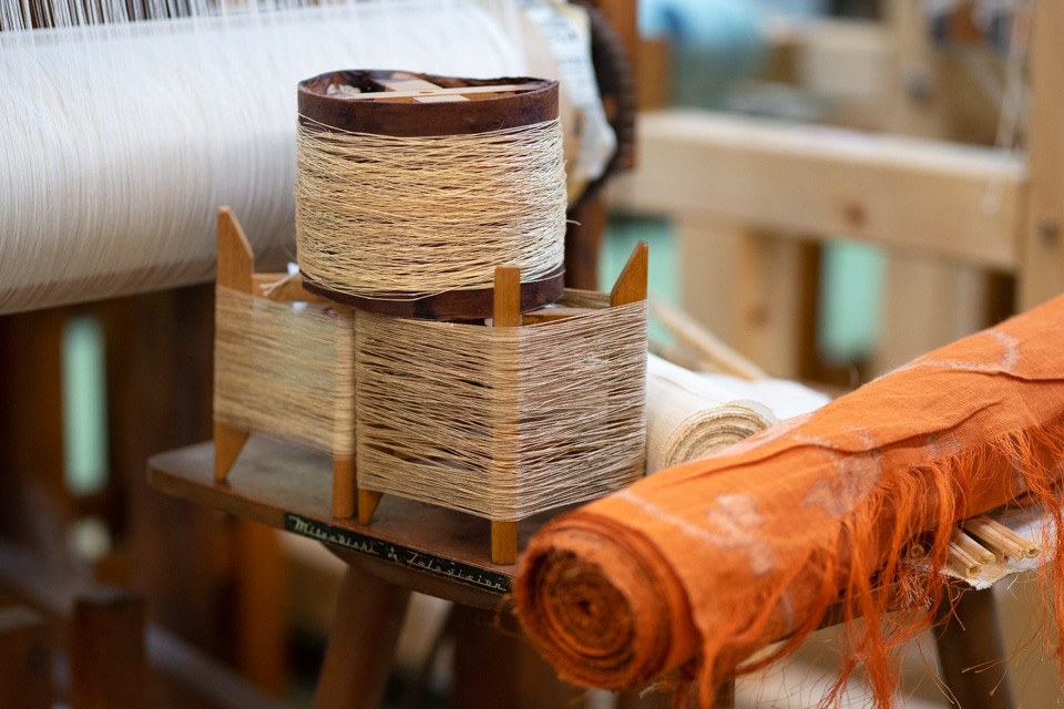 Ōmi Jofu Traditional Crafts Center - Visit Omi